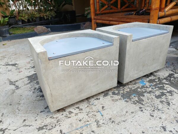 Bangku Taman Cor Beton Berkualitas - Produsen Kursi Besi Cor